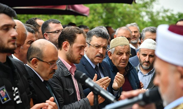 İBRAHİM USTA SON YOLCULUĞUNA UĞURLANDI - Trabzon Haber - Trabzonx.com