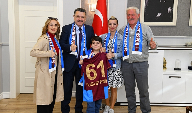 GENÇ’TEN YUSUF EMİR’E TRABZONSPOR FORMASI! - Trabzonspor - Trabzonx.com