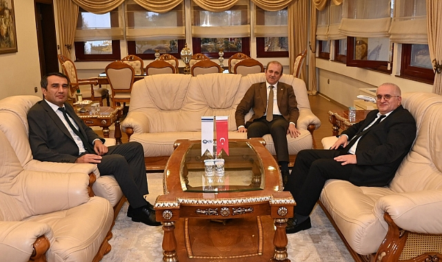 REKTÖR PROF. DR. HAMDULLAH ÇUVALCI’YA ÖNEMLİ ZİYARET - Eğitim ... REKTÖR PROF. DR. HAMDULLAH ÇUVALCI’YA ÖNEMLİ ZİYARET - Eğitim ...