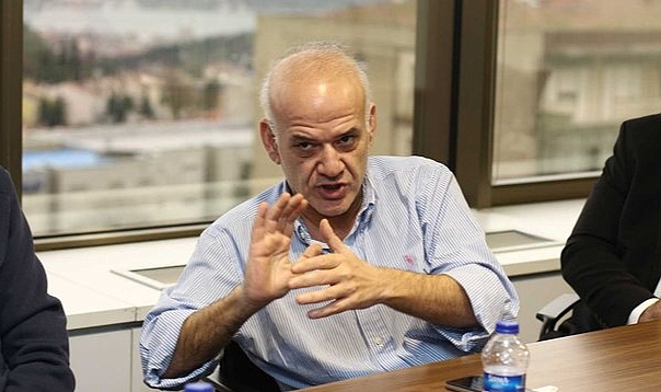 AHMET ÇAKAR'DAN KADİR SAĞLAM'A AĞIR ELEŞTİRİ - Spor - Trabzonx.com